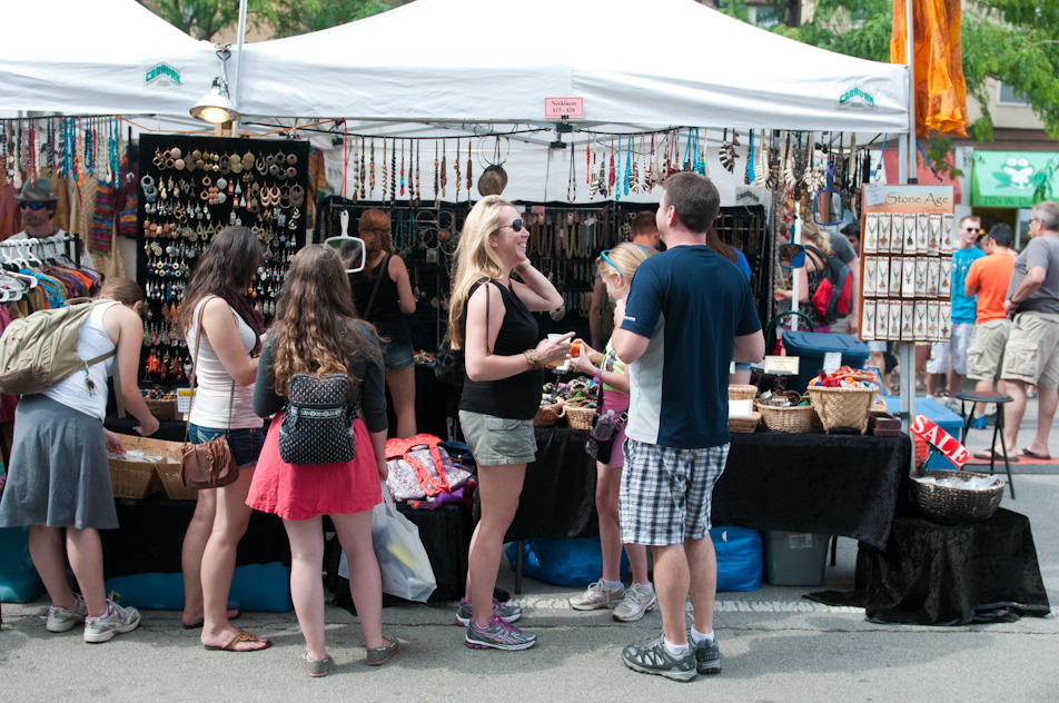 Do Division Street Fest | Things to do in Chicago