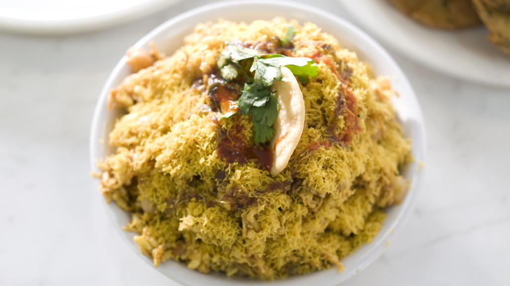 Sakonis | Restaurants in Wembley, London