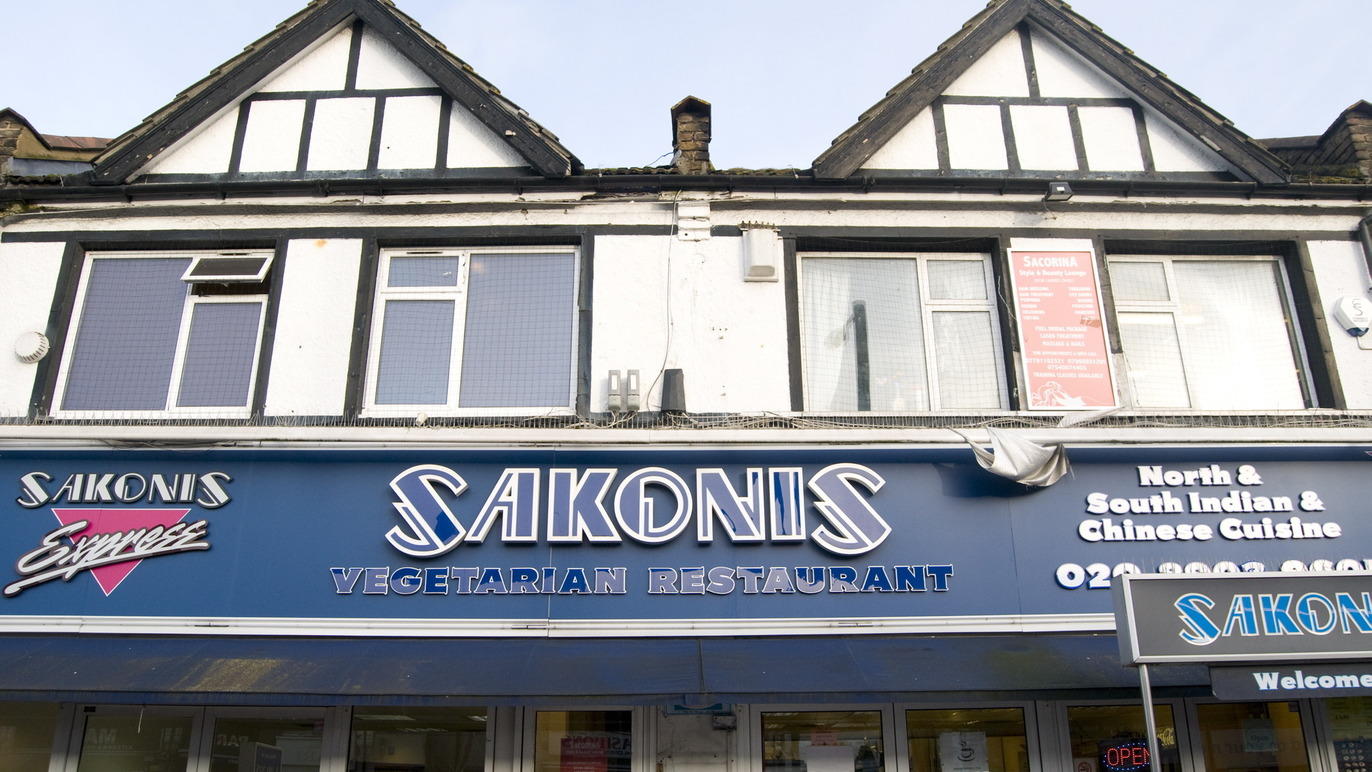 Sakonis | Restaurants in Wembley, London