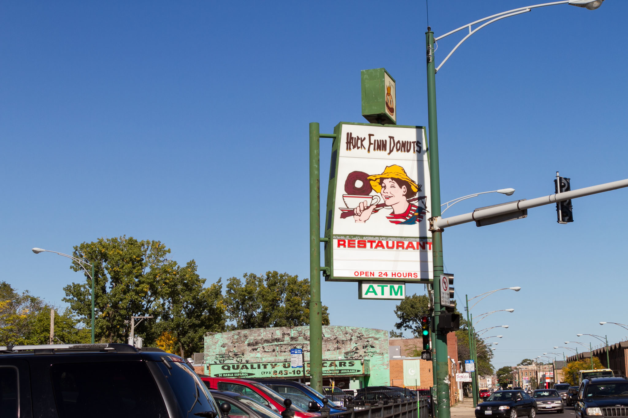 Huck Finn Restaurant | Restaurants in Mckinley Park, Chicago