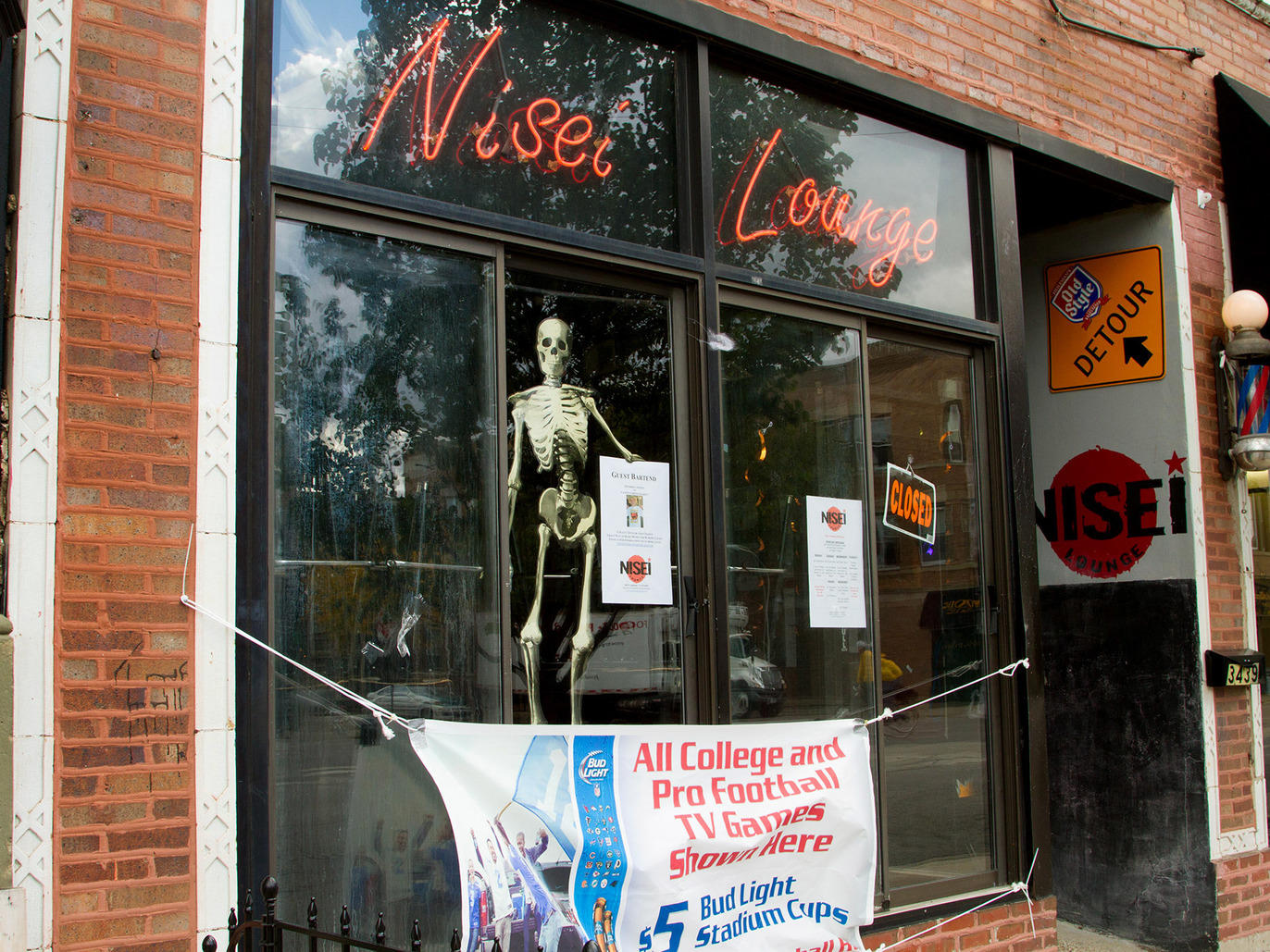 17 Wrigleyville Bars Where You Can Watch the Cubs Play