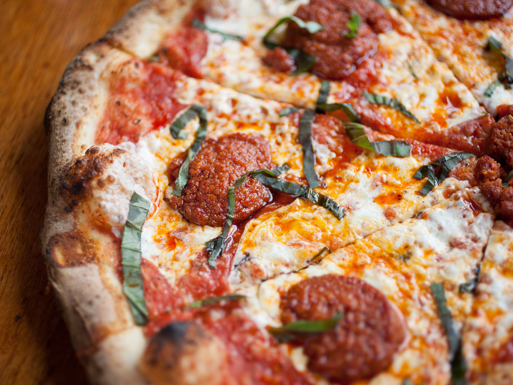 Best Thin Crust Pizza in Chicago