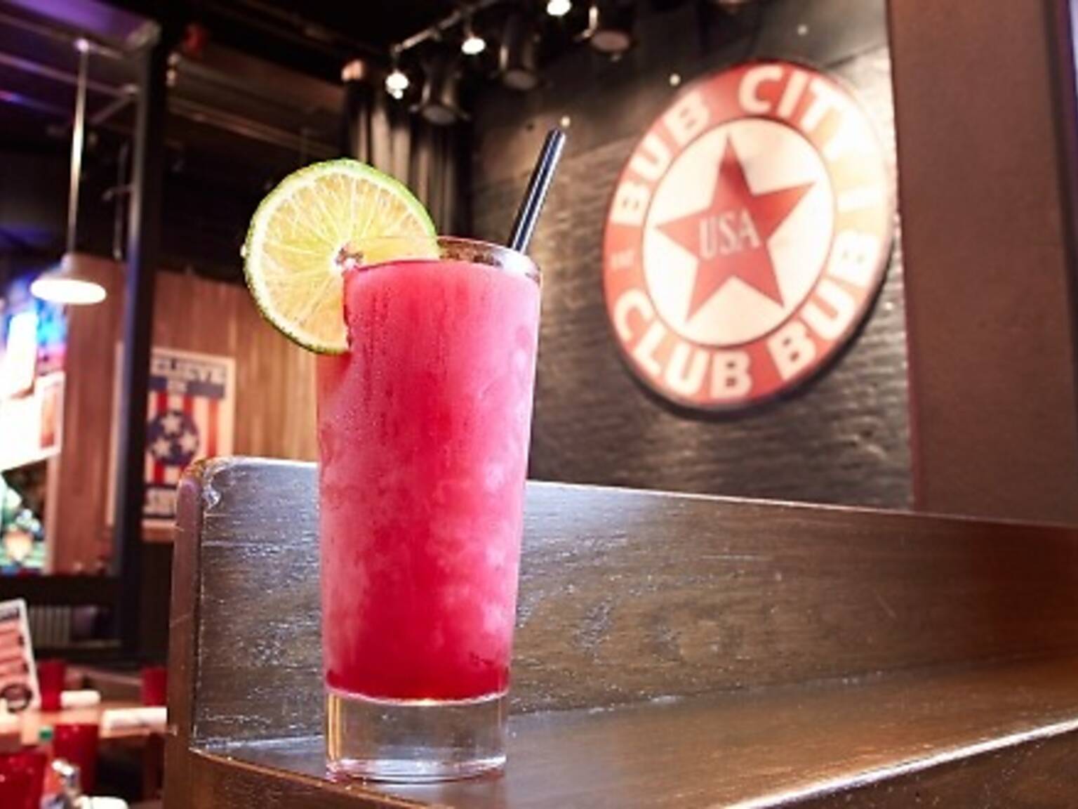 Best Chicago bars and lounges for singles