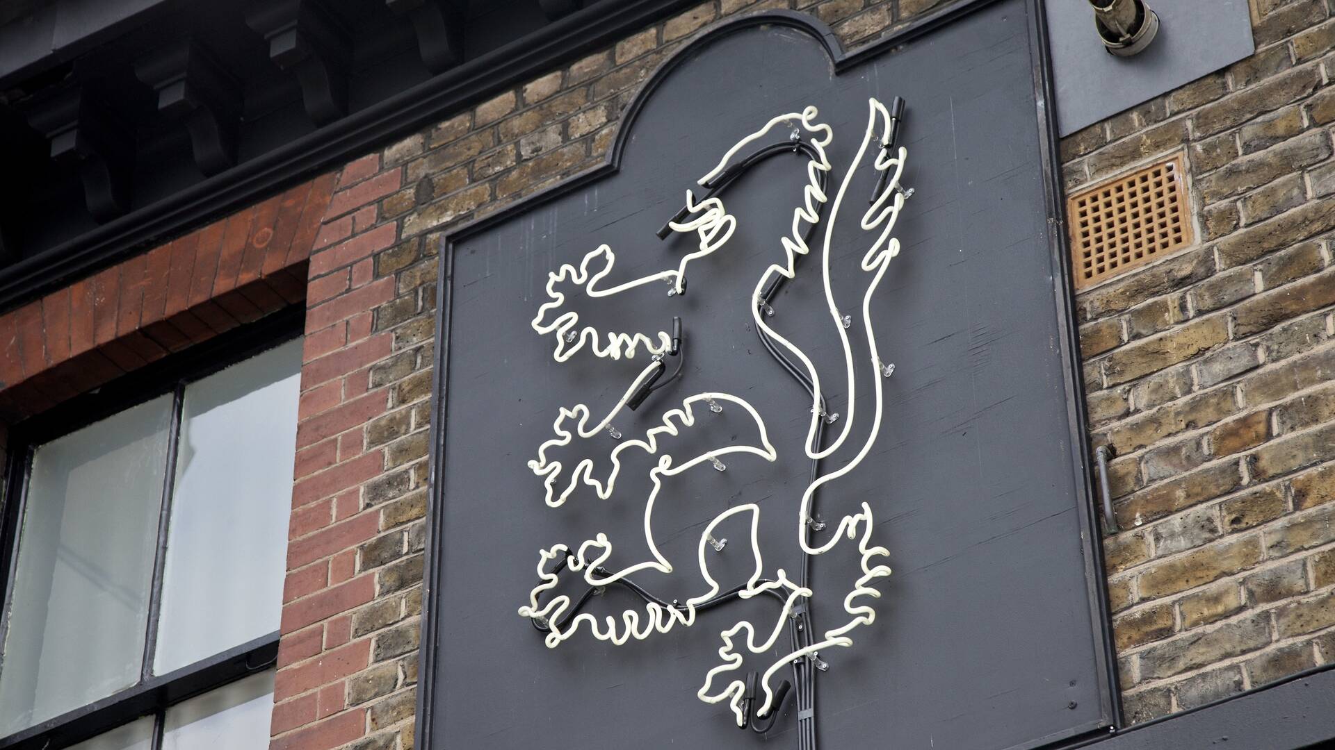 Pringle of Scotland Outlet | Shopping in Hackney, London