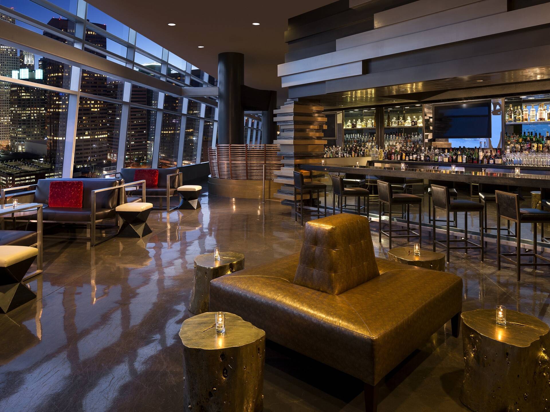 L.A. Live restaurants and bars for drinking and dining