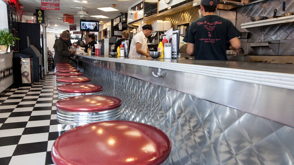 Palace Grill | Restaurants in West Loop, Chicago