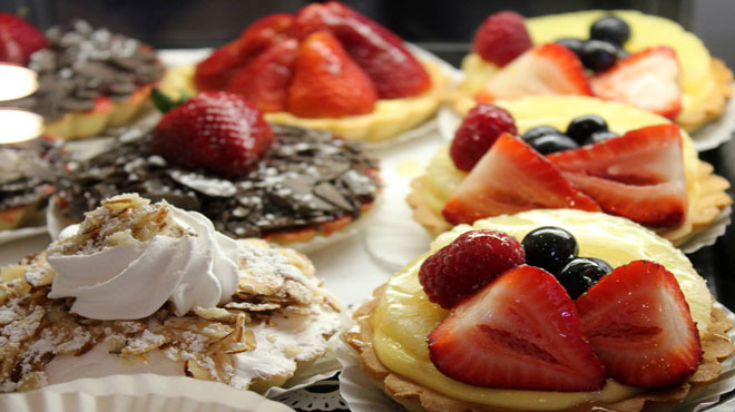 Natas Pastries Portuguese Bakery & Cafe | Restaurants in Sherman Oaks ...