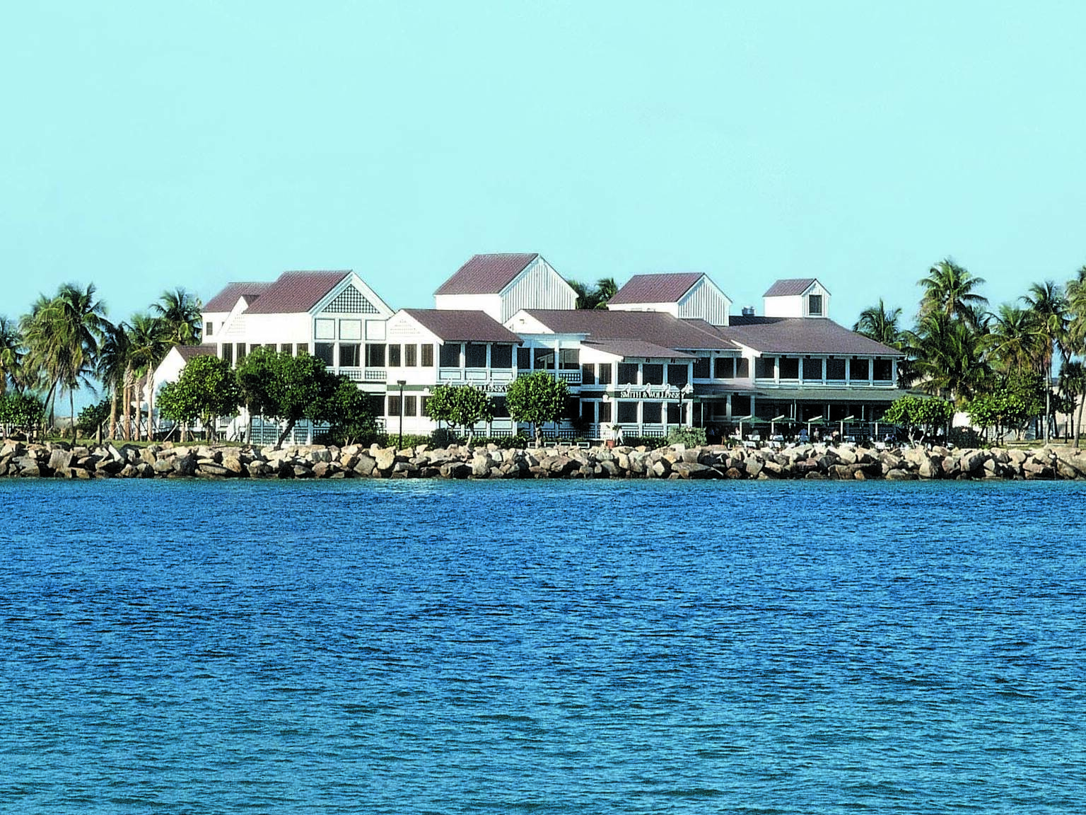 24 Best Waterfront Restaurants in Miami for Dining with a View