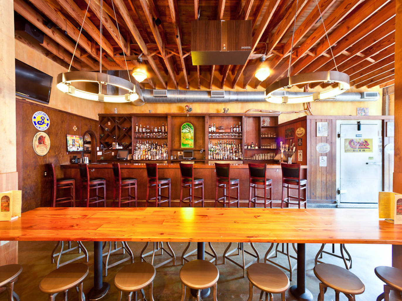 8 Best Craft Beer Bars in Miami, From South Beach to Wynwood