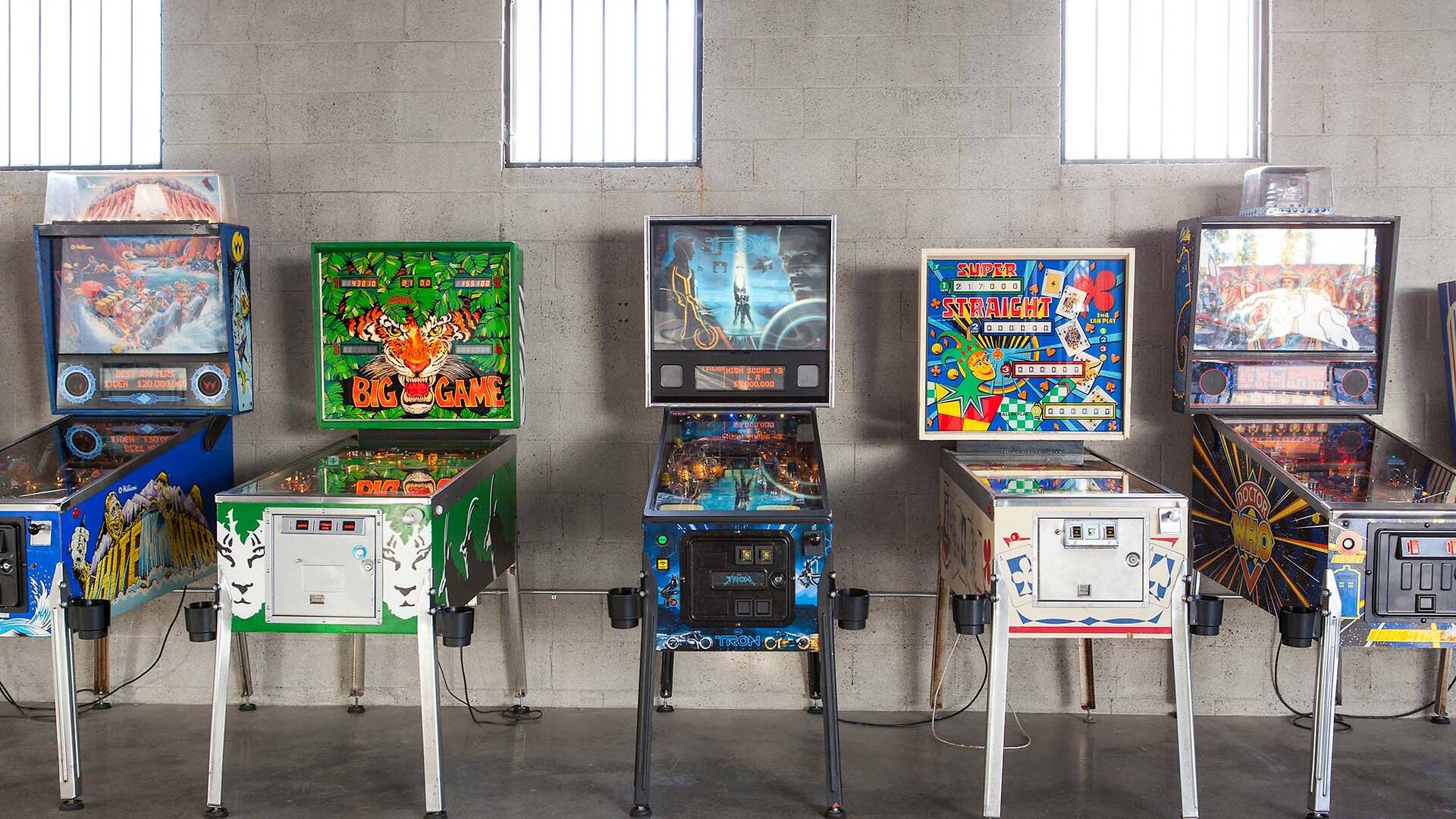 EightyTwo | Bars in Downtown Arts District, Los Angeles