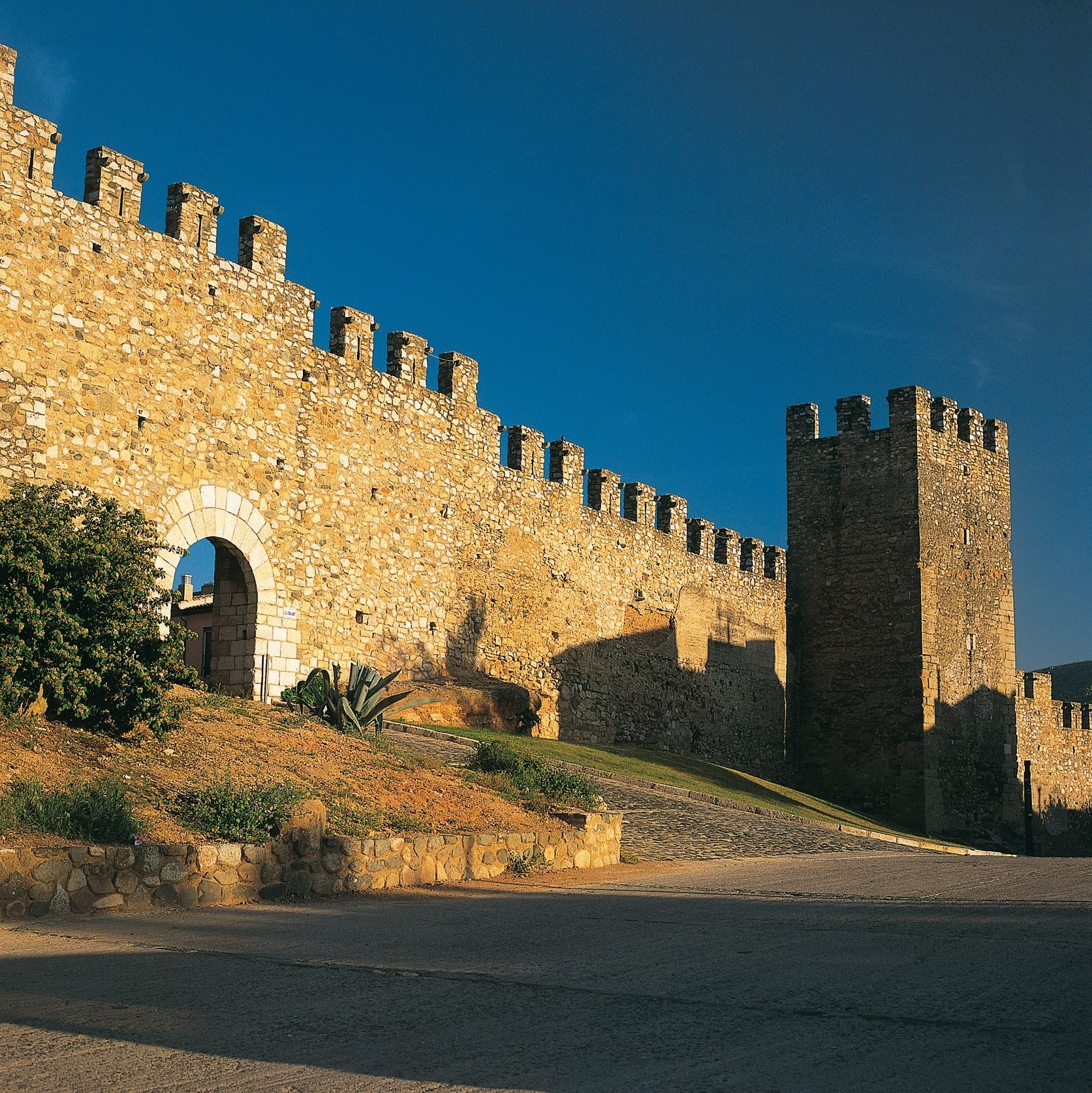 20 breathtaking monuments in Catalonia