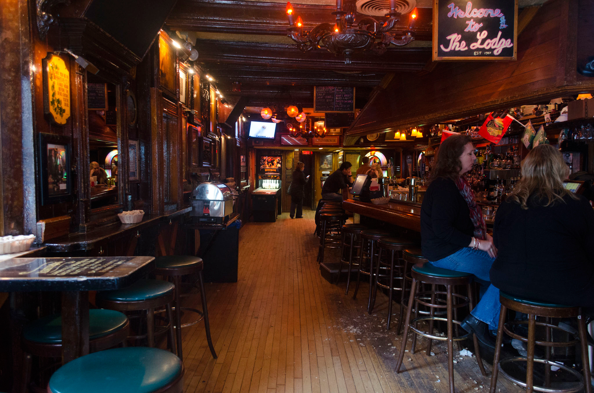 The Lodge | Bars in Rush & Division, Chicago