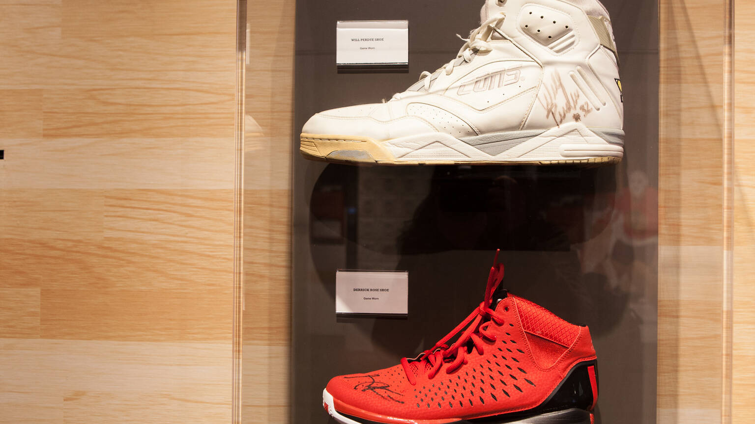 5 coolest artifacts at the Chicago Sports Museum