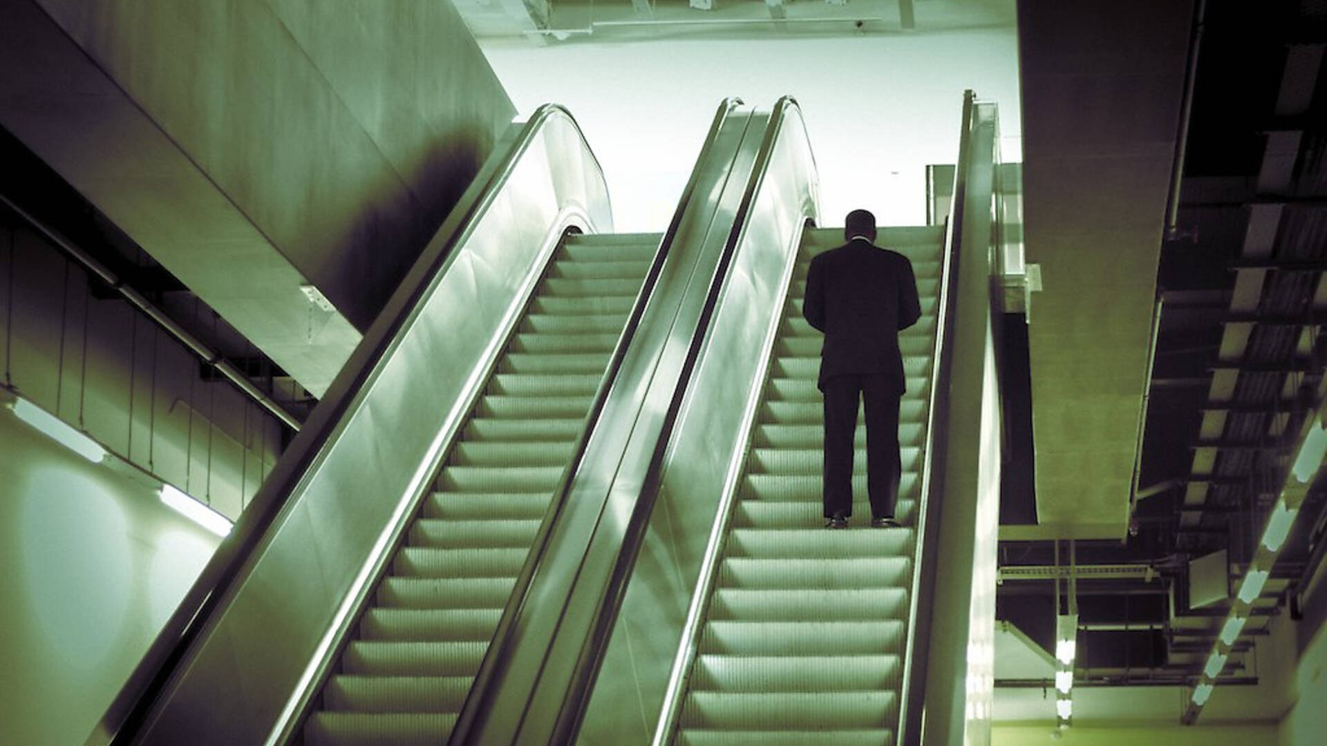 33 shadowy photos of London from Edo Zollo – London photography – Time ...