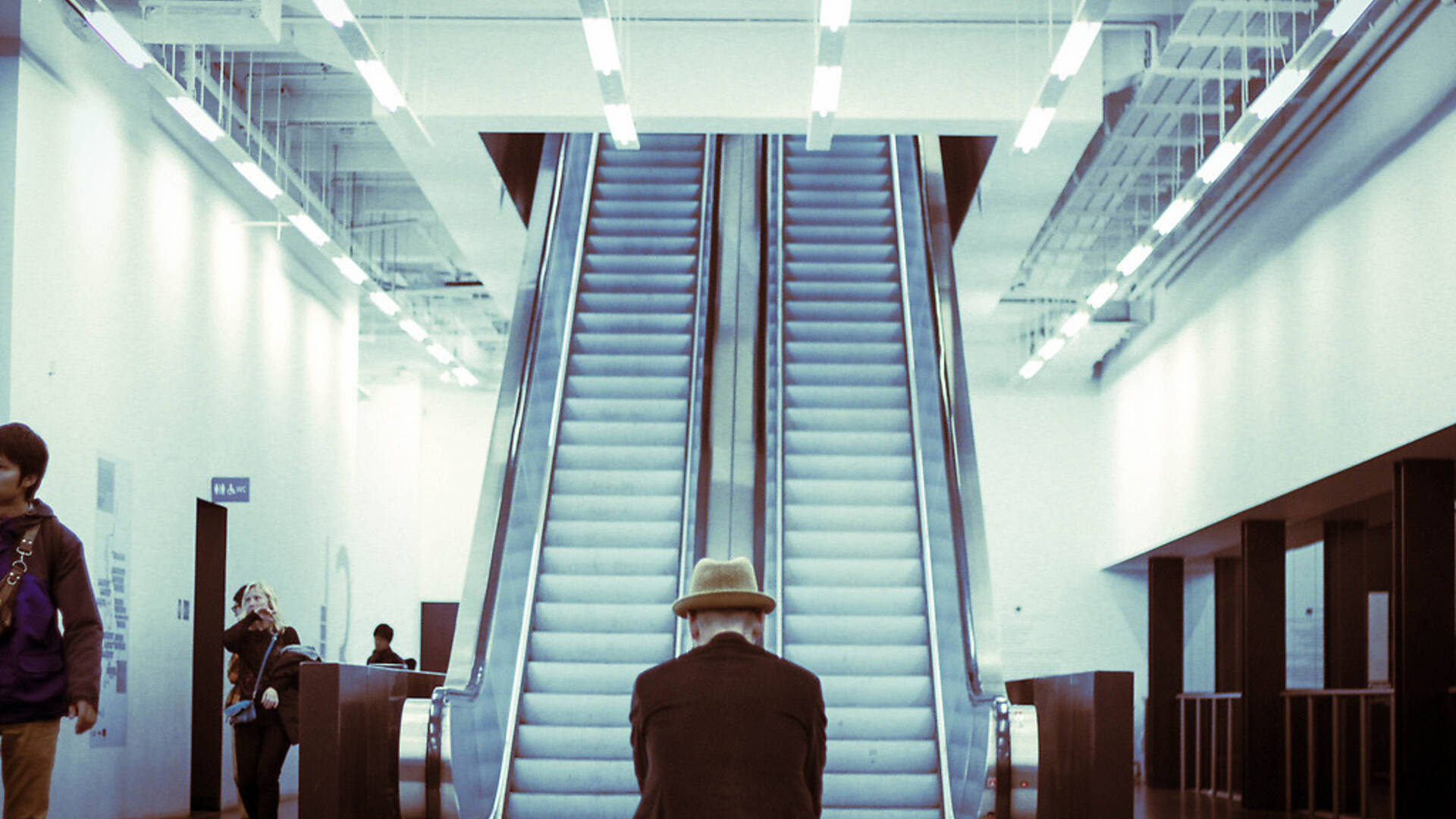 33 shadowy photos of London from Edo Zollo – London photography – Time ...