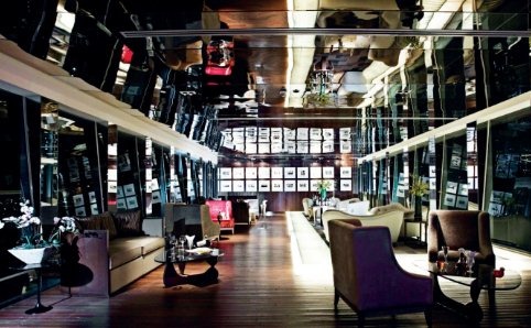 Breeze | Bars and pubs in TTDI, Kuala Lumpur