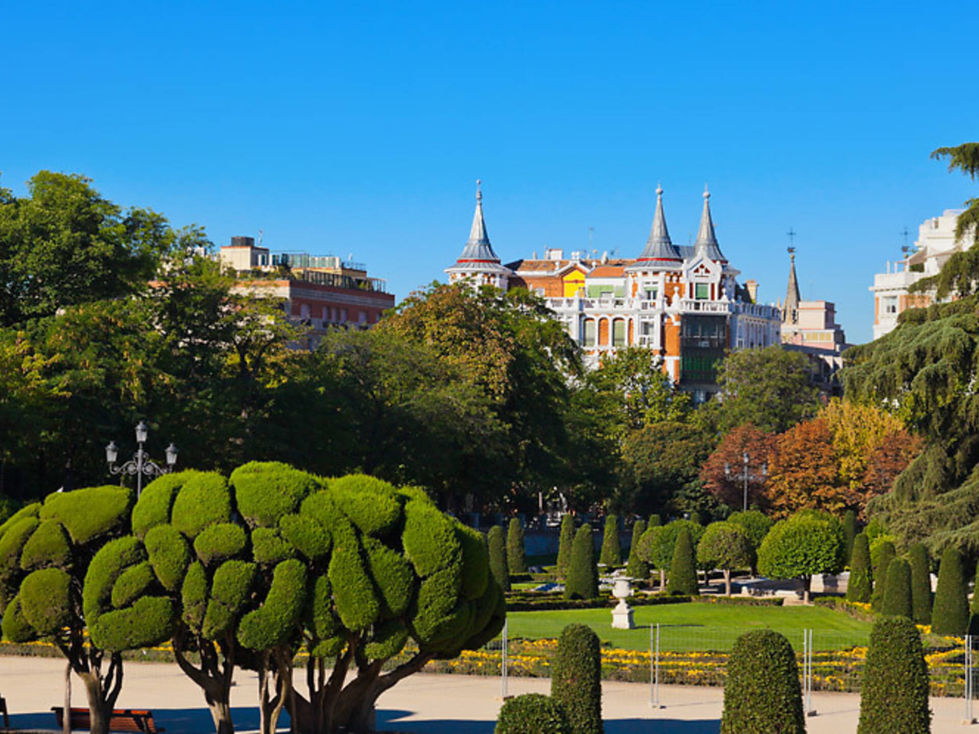 10 Must-See Attractions in Madrid for 2025