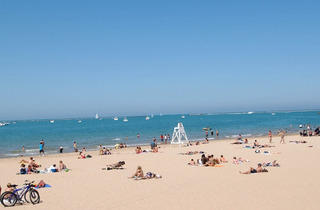 57th Street Beach | Things to do in South Side, Chicago