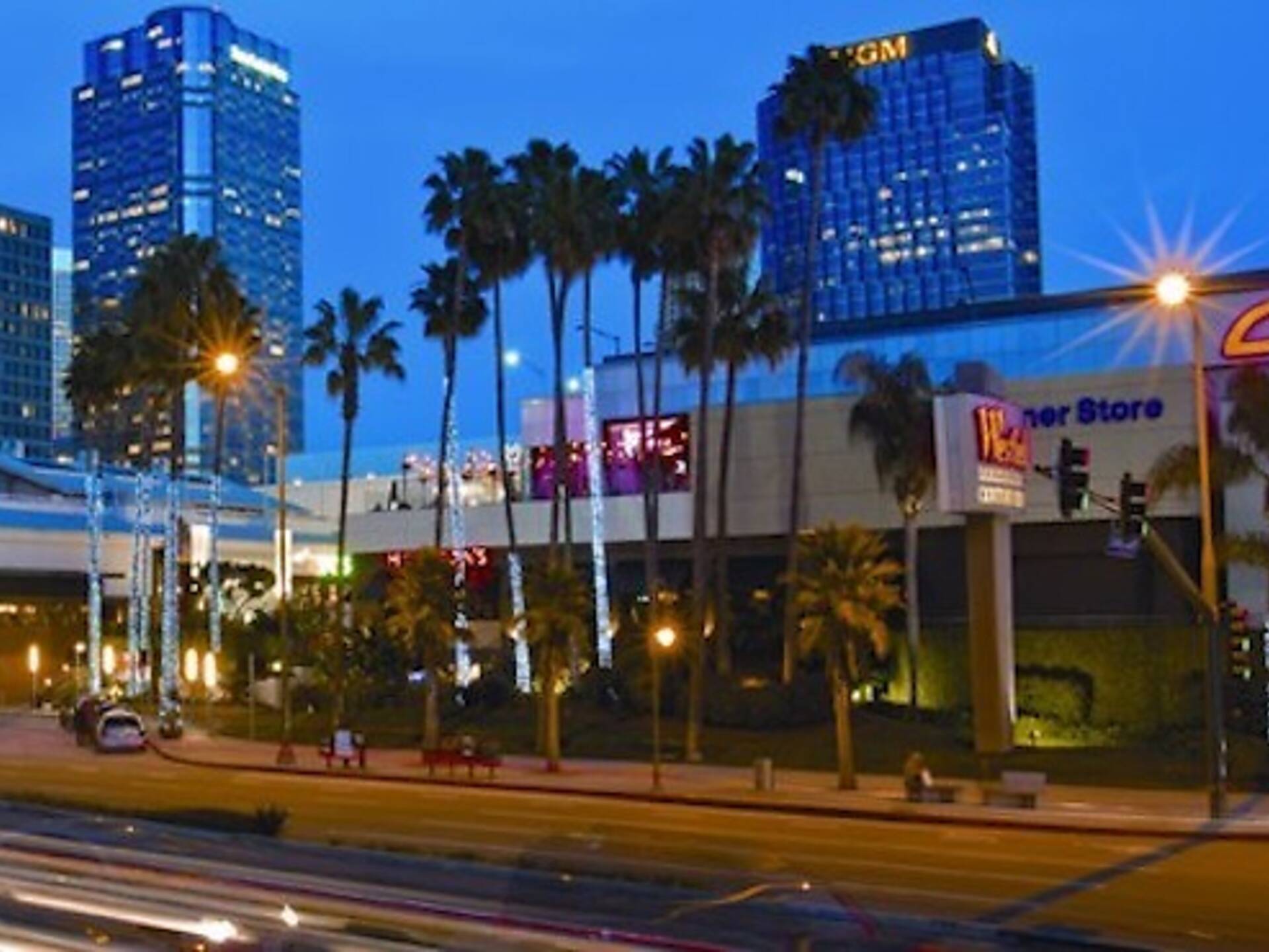 A shopping mall guide to LA for the best in the city