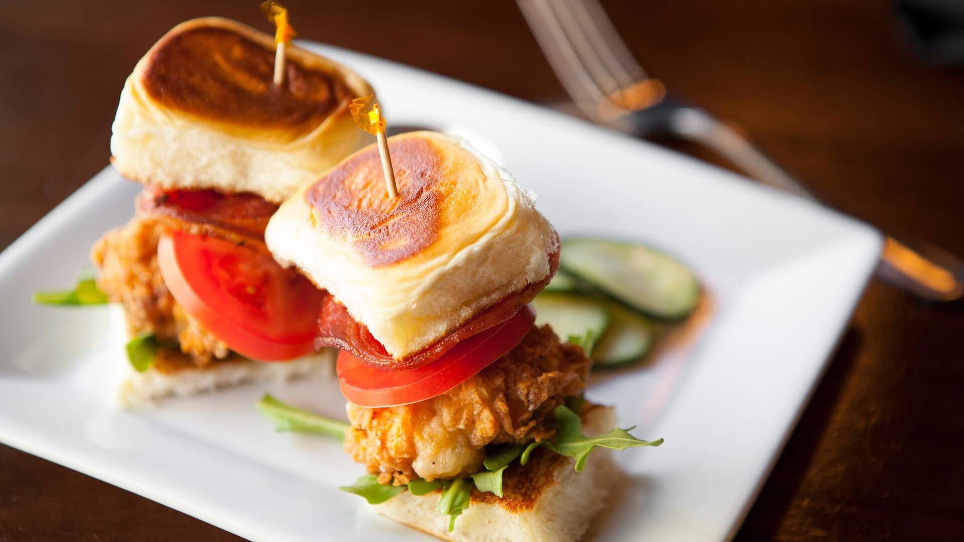 The Misfit | Bars in Santa Monica, Los Angeles