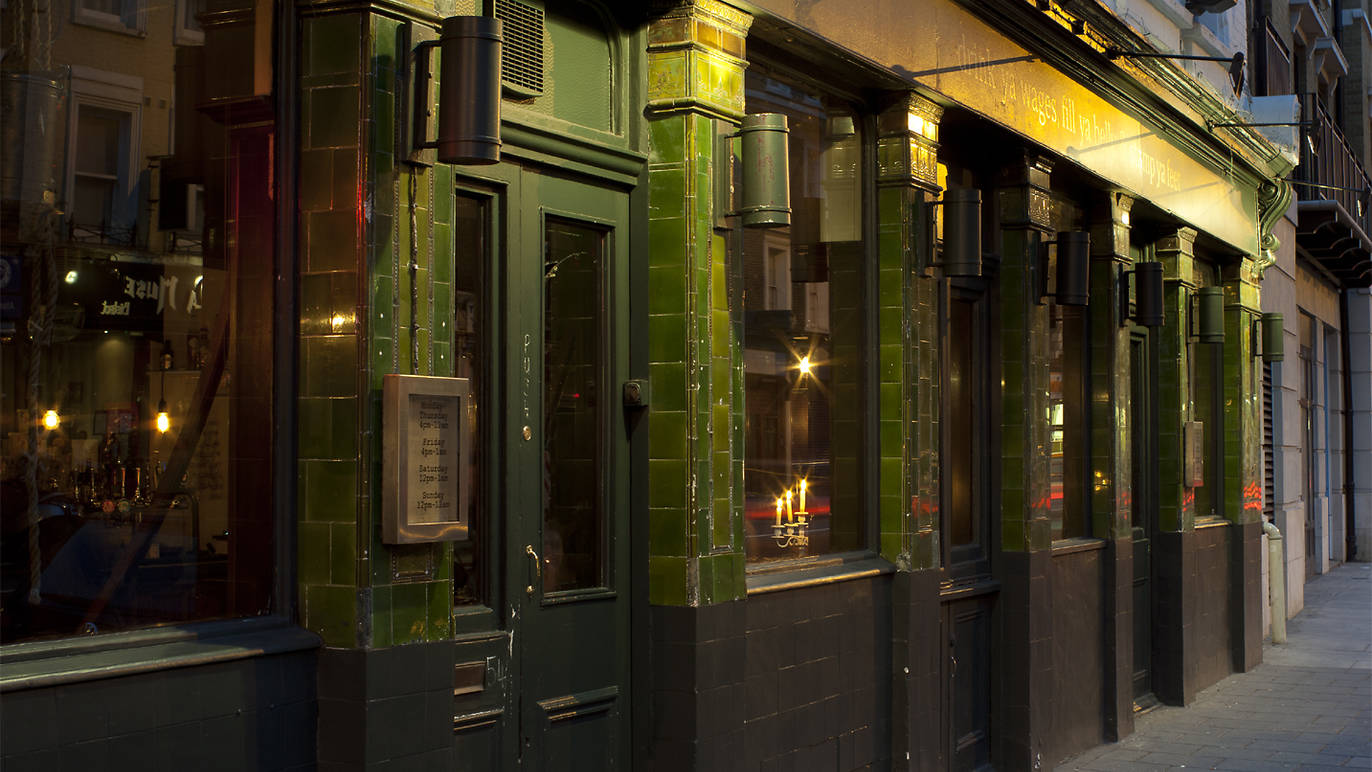 Highbury Area Guide | Amazing Things To Do In Highbury