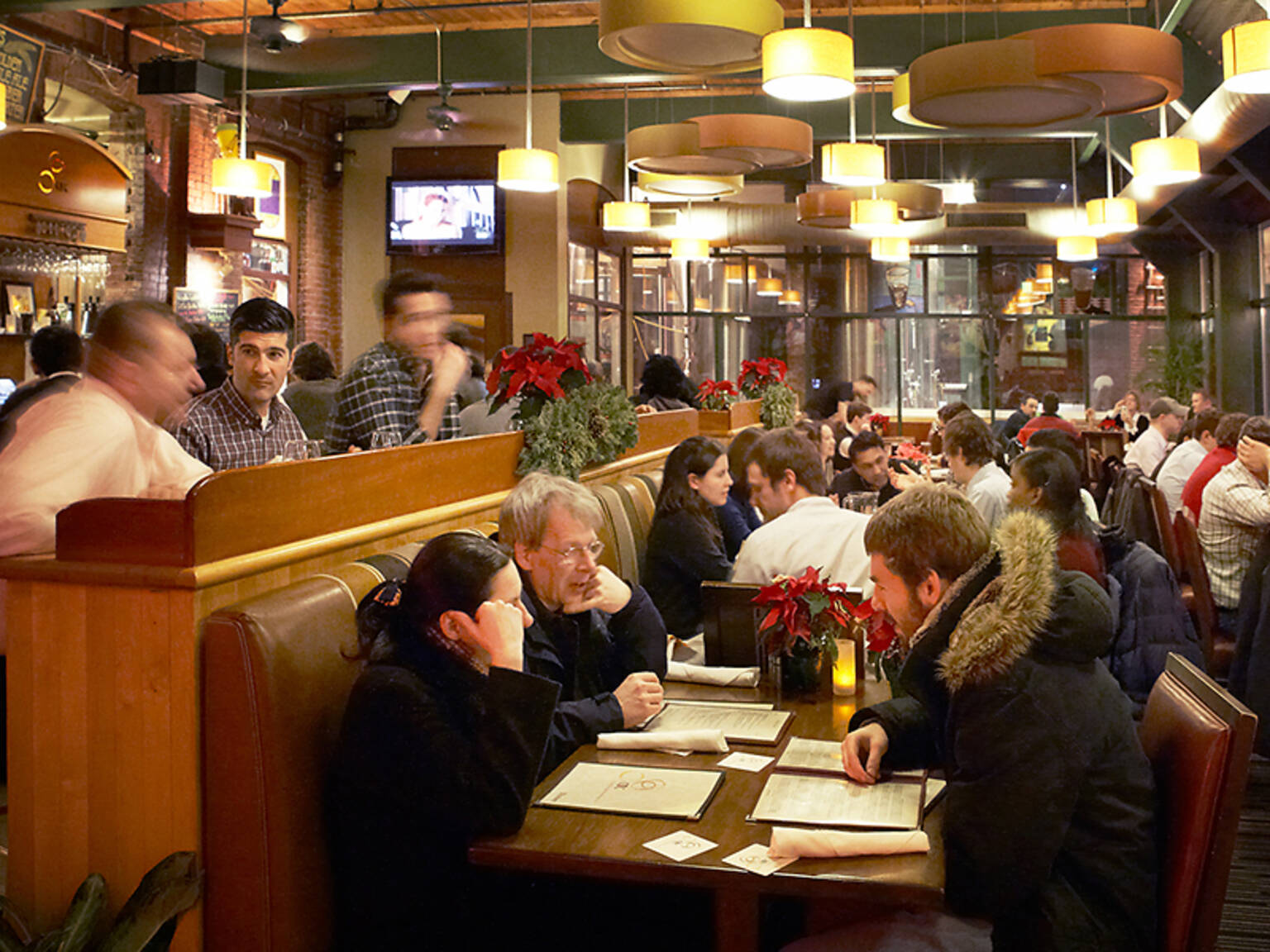 Best Beer Bars in Boston: 10 Hangouts with Local Craft Beers