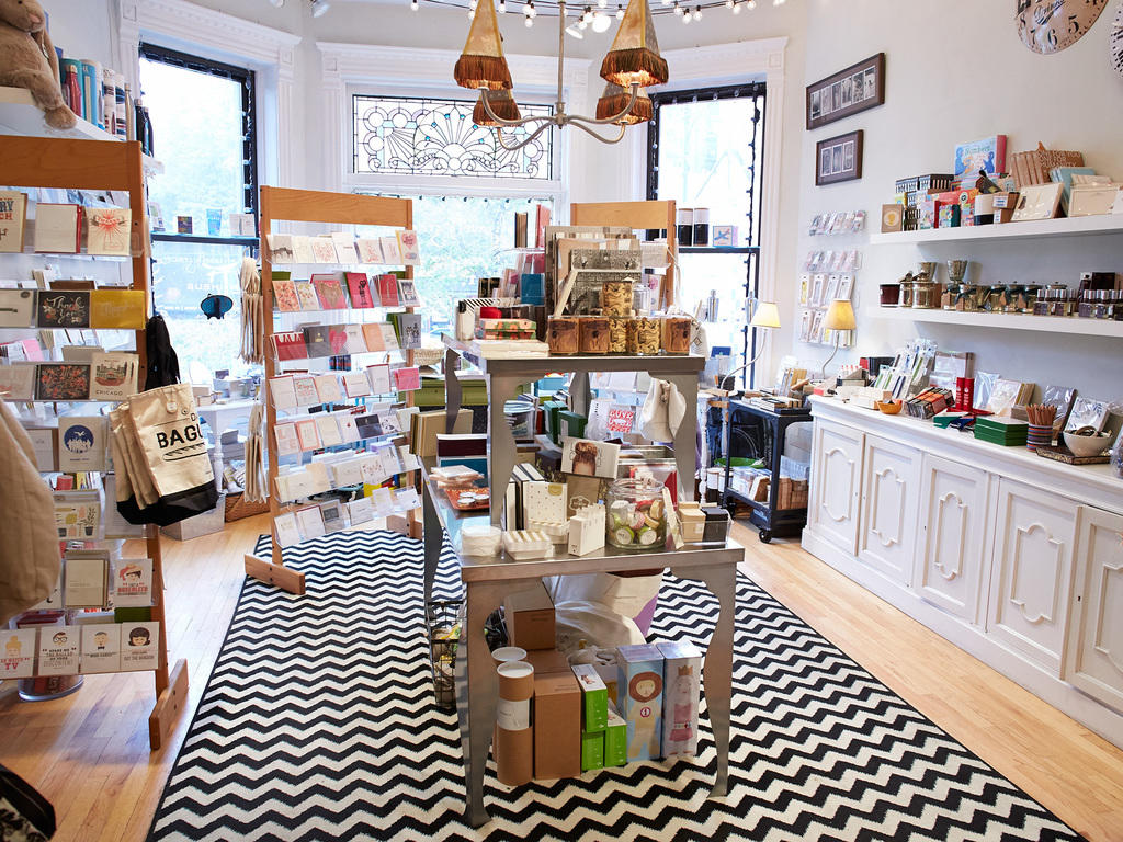 19 Chicago Gift Shops for Wedding, Birthday and Holiday Presents