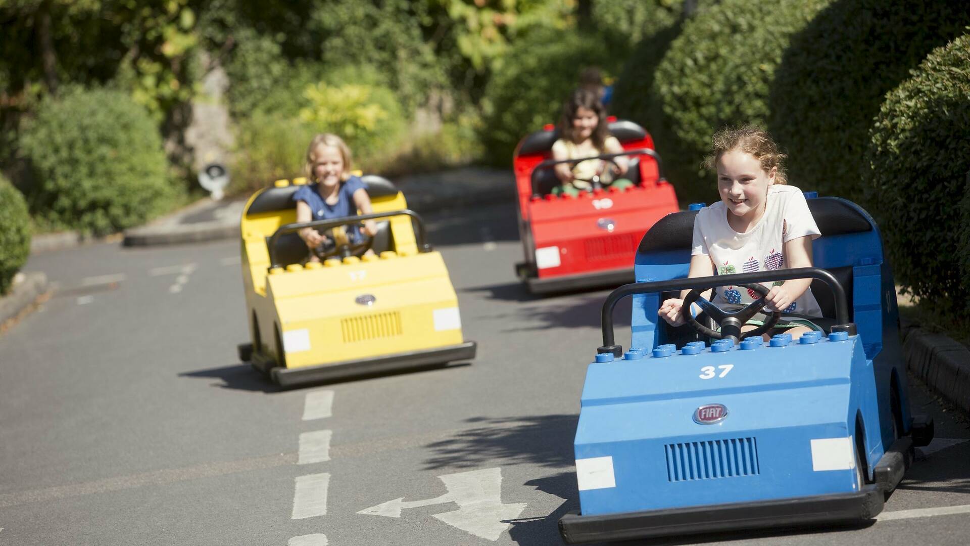 Legoland Windsor Resort: Ultimate Guide to Rides, Ticket Deals, Prices ...
