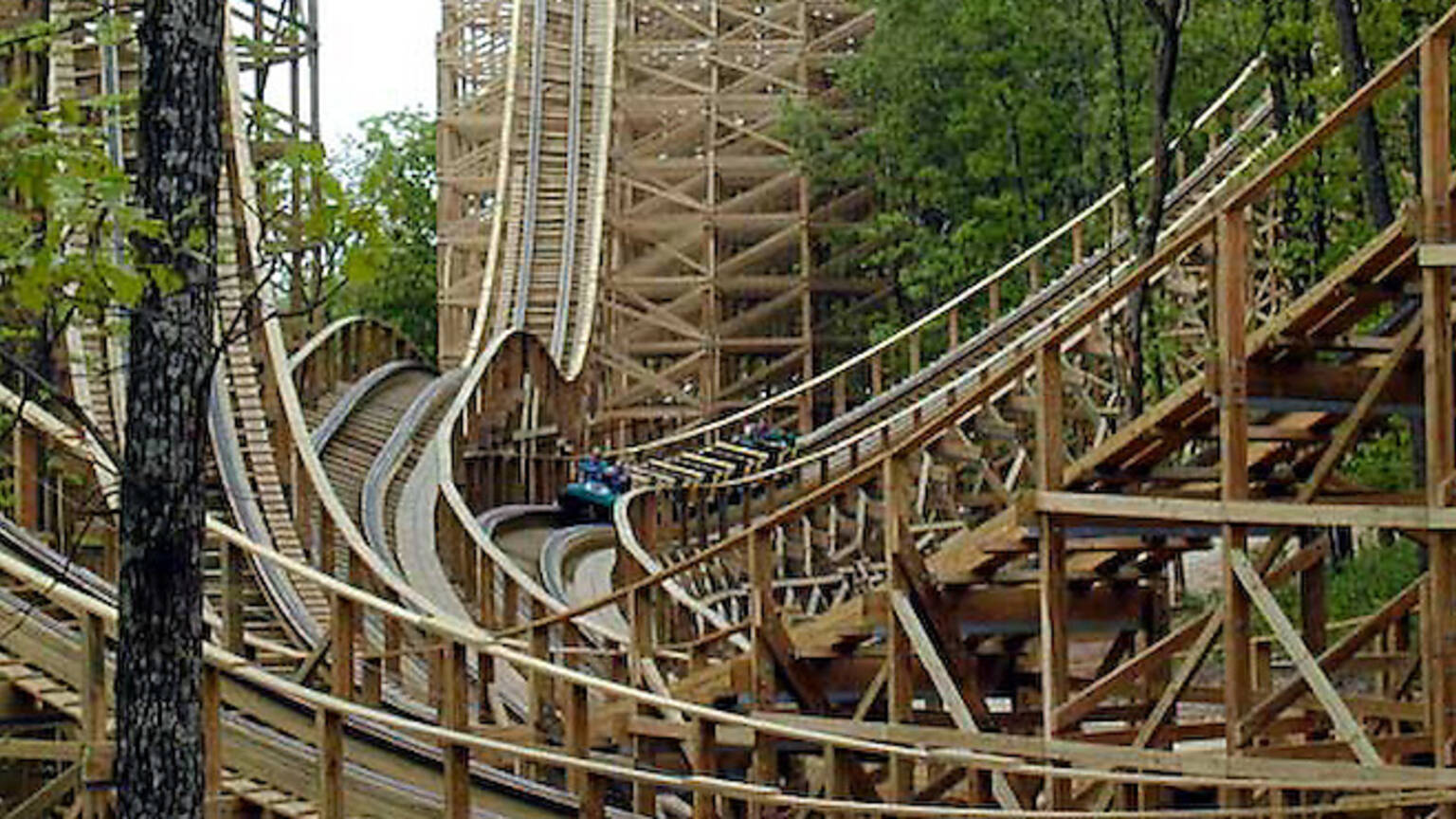 Your guide to the best Midwest roller coasters