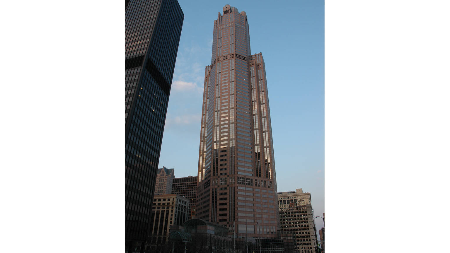15 Ugliest Buildings in Chicago