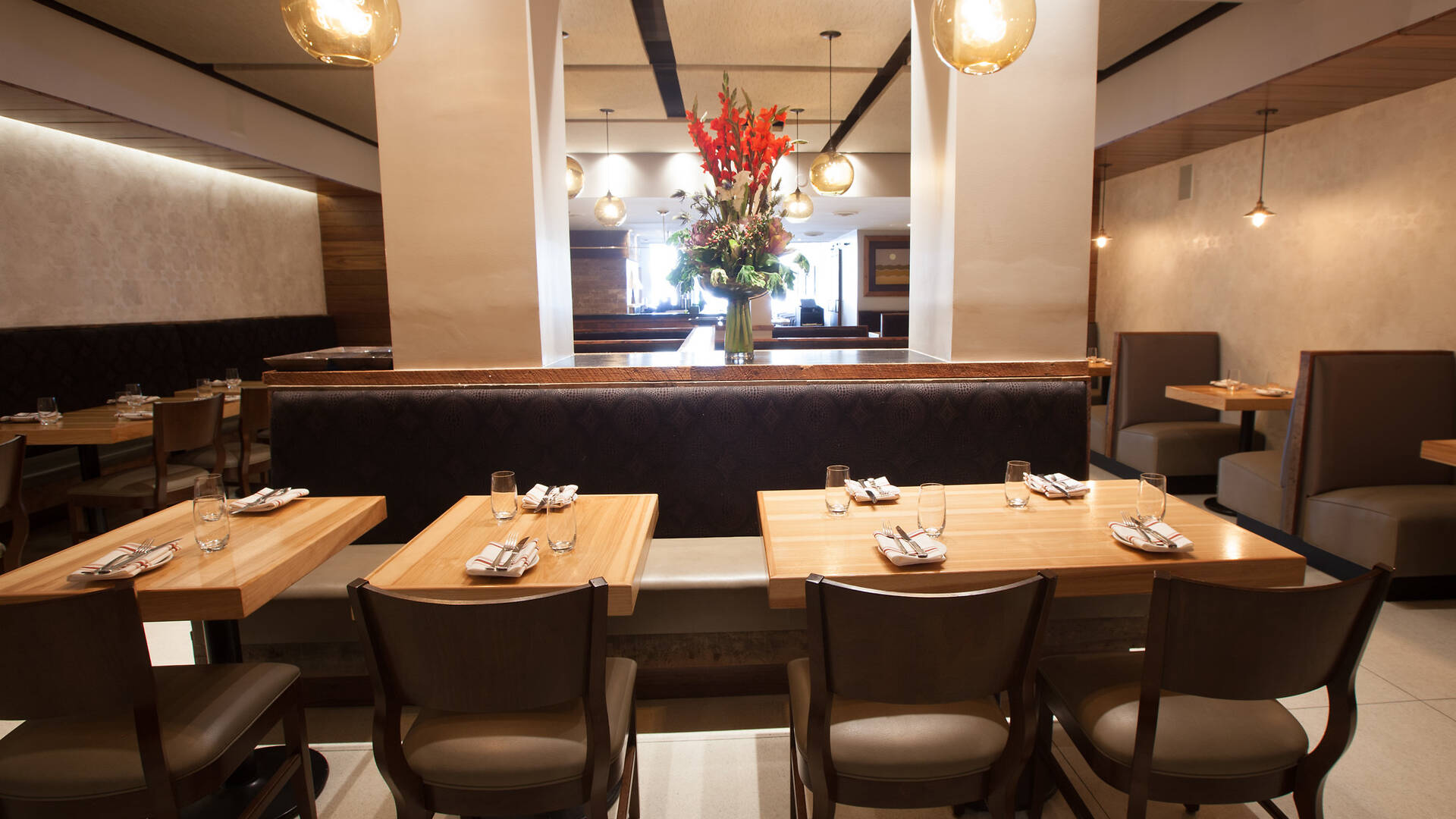 Ceres’ Table | Restaurants in Lake View, Chicago