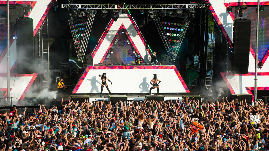 Spring Awakening 2014, Sunday: Faces in the crowd