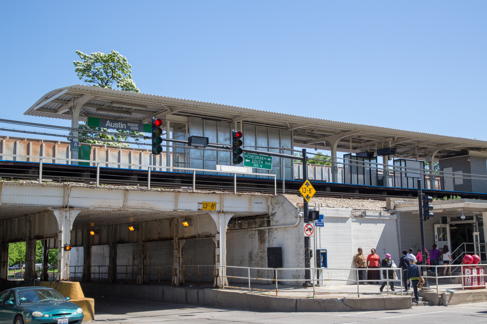 The 6 best and 6 worst El stations