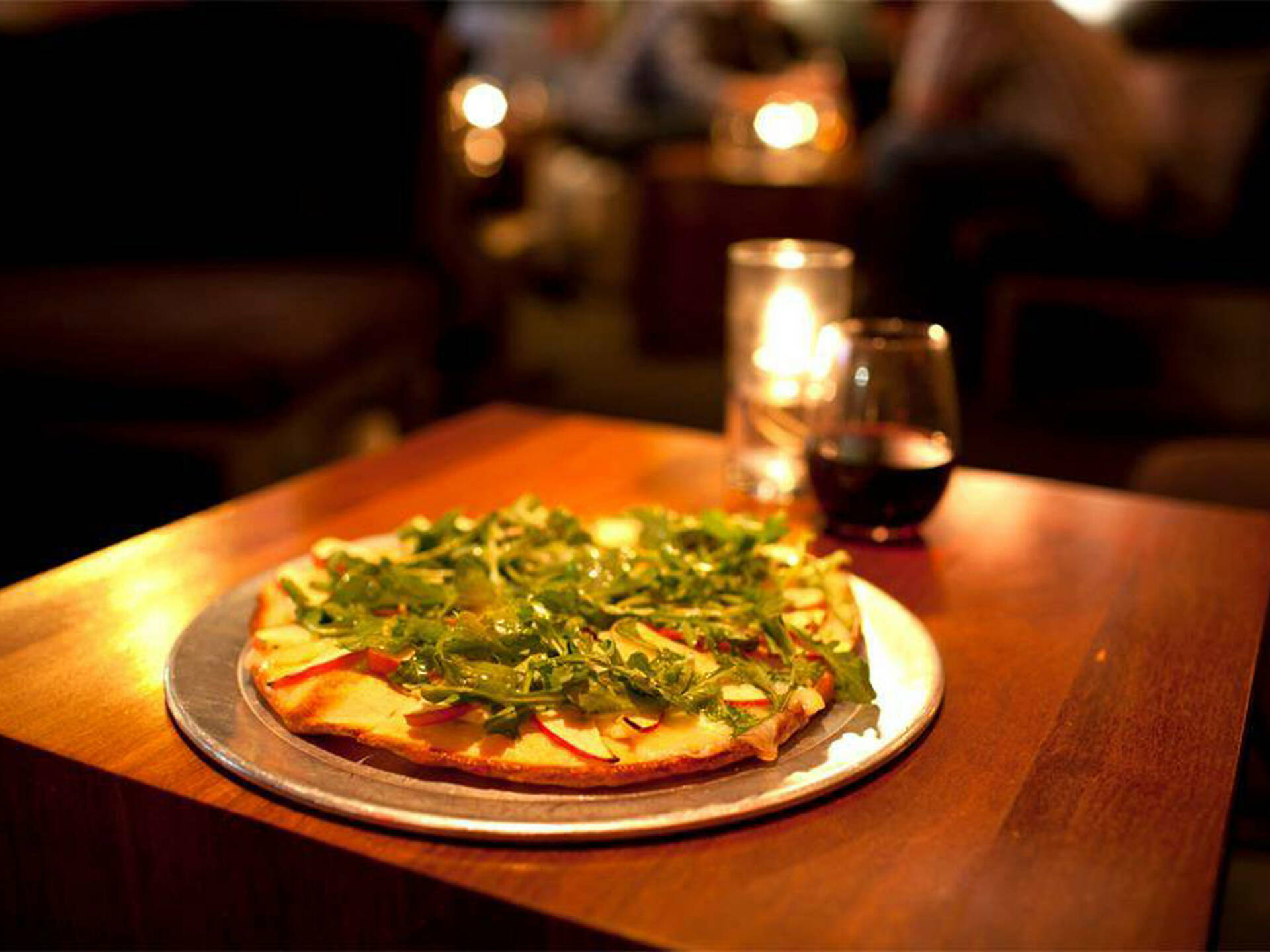 The Best Bars in Santa Monica, Ranked