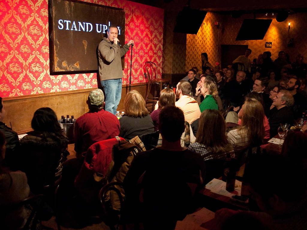 Best nights for open mic at comedy clubs in NYC