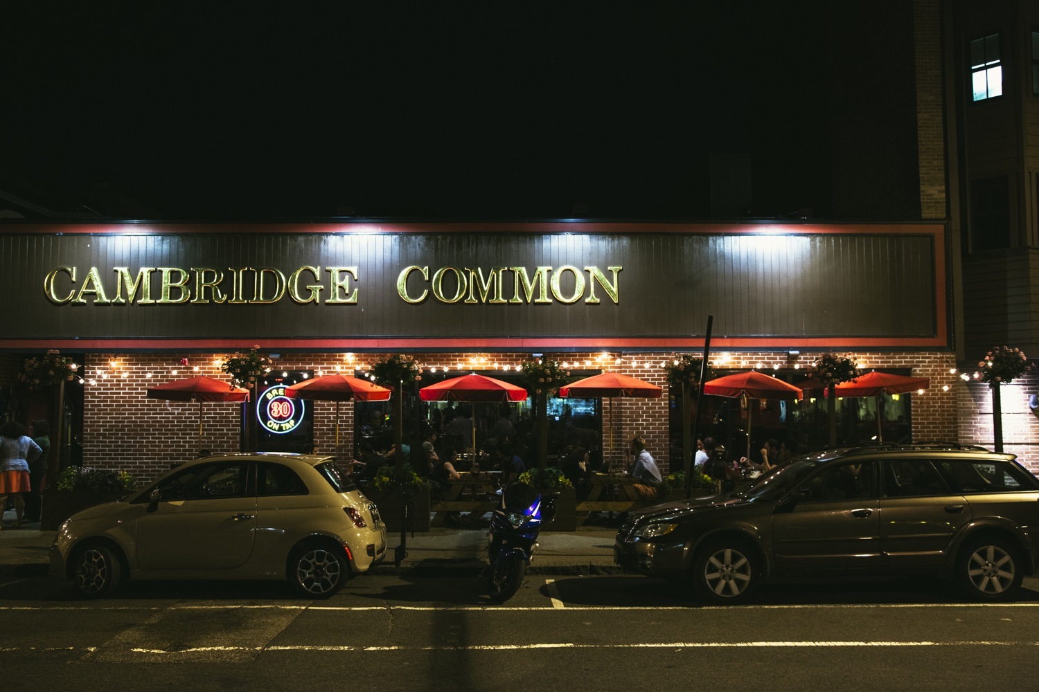 Cambridge Common | Bars in Harvard Sq, Boston