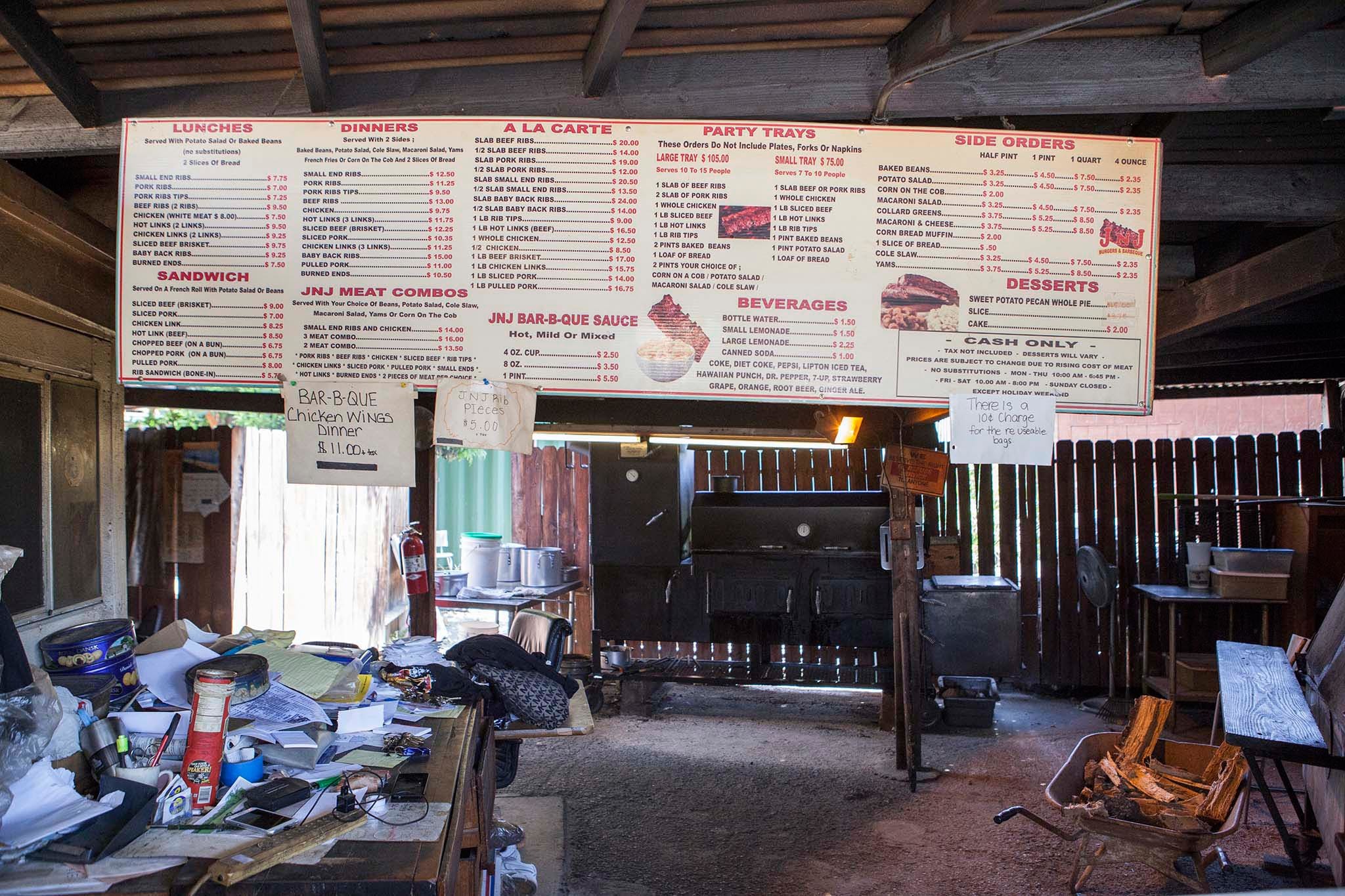 JNJ Burger & Bar-b-que | Restaurants in West Adams, Los Angeles