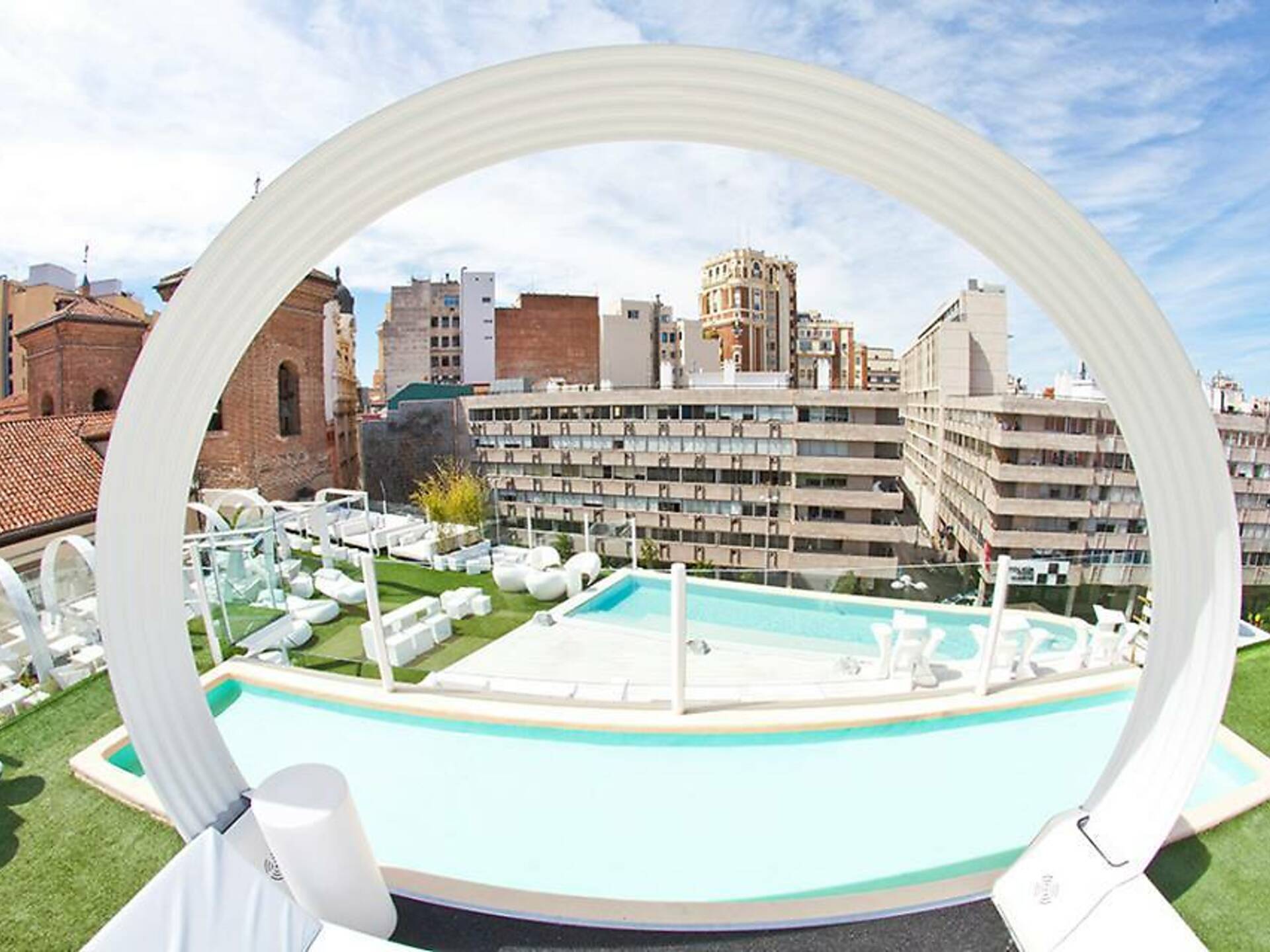 The best swimming pools in Madrid, with prices and timetables