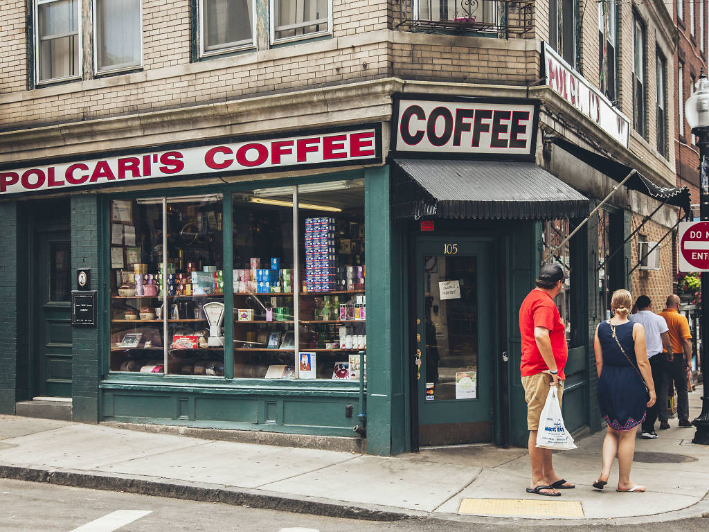 14 Best Things to Do in the North End: Top Hangouts and More