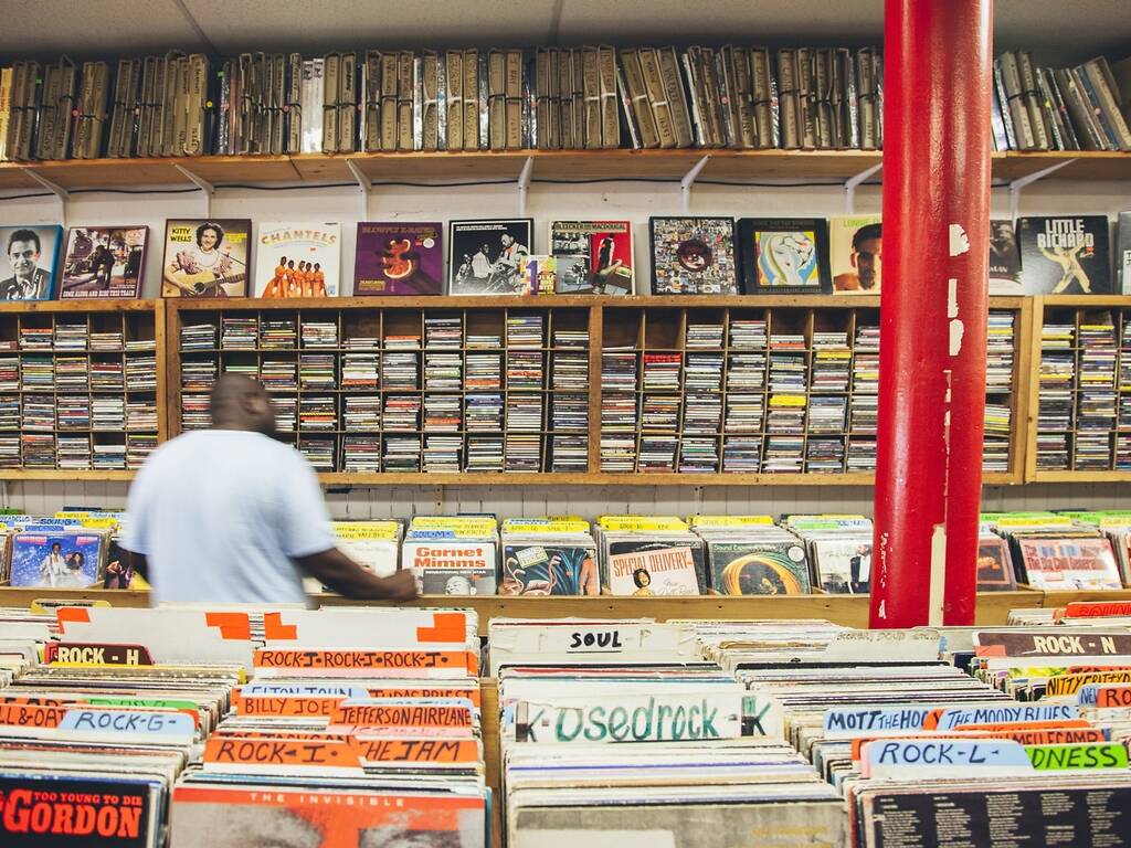 Central Square Neighborhood Guide: 20 Things to Do in Cambridge