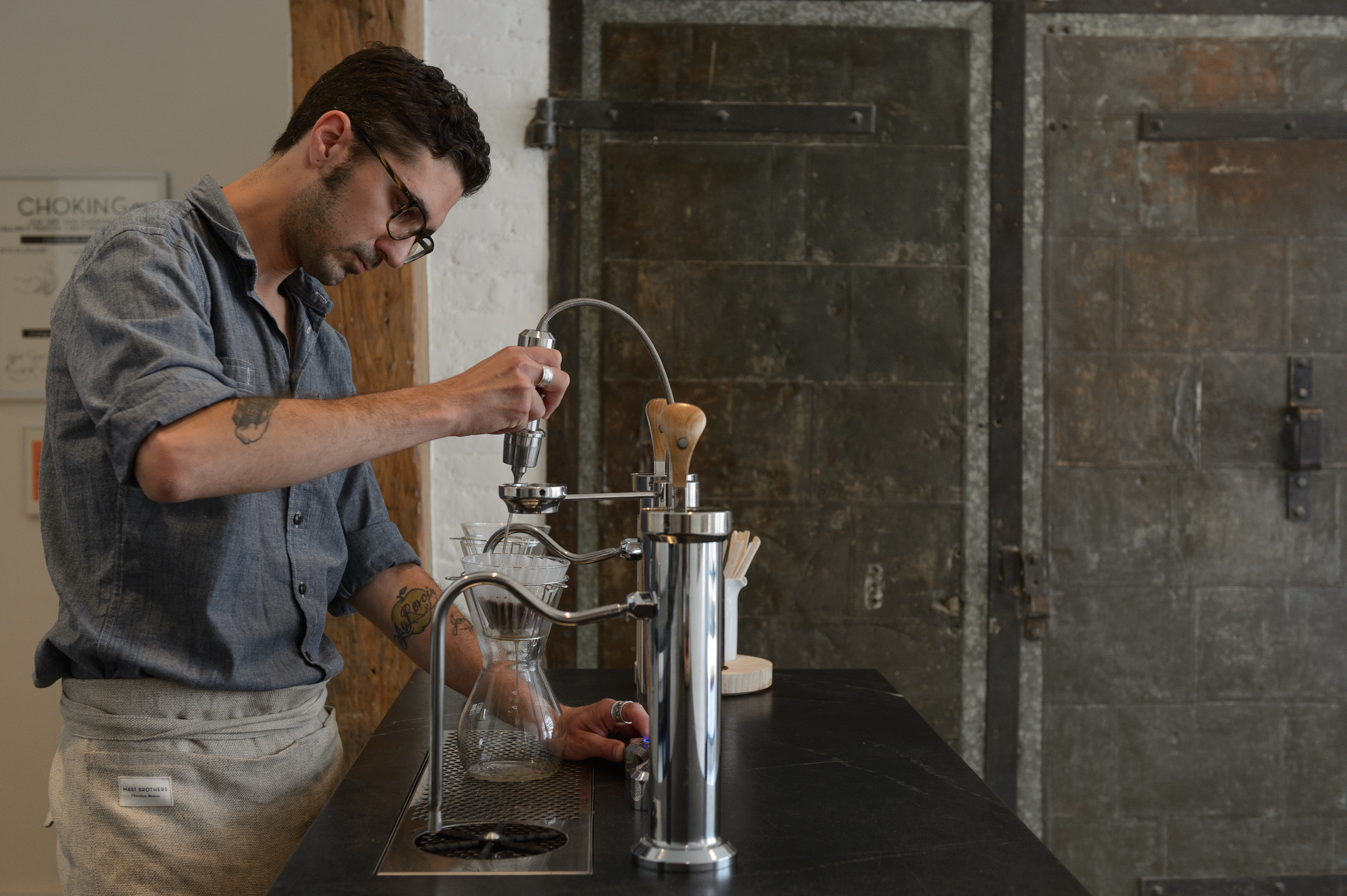 Mast Brothers Chocolate opens a brew bar at its Brooklyn factory