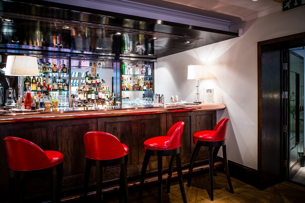 QV Bar | Bars and pubs in Soho, London
