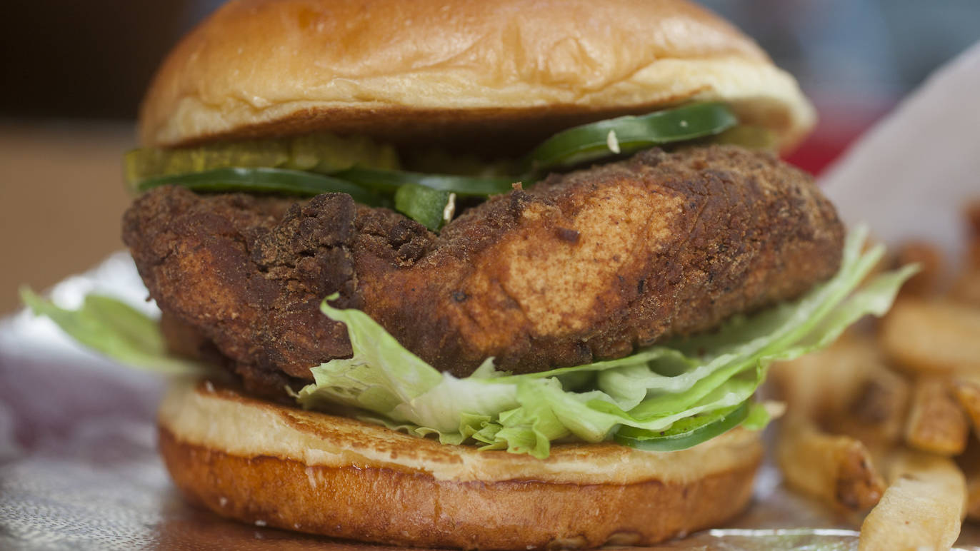 Do-Rite Donuts & Chicken | Restaurants in Streeterville, Chicago