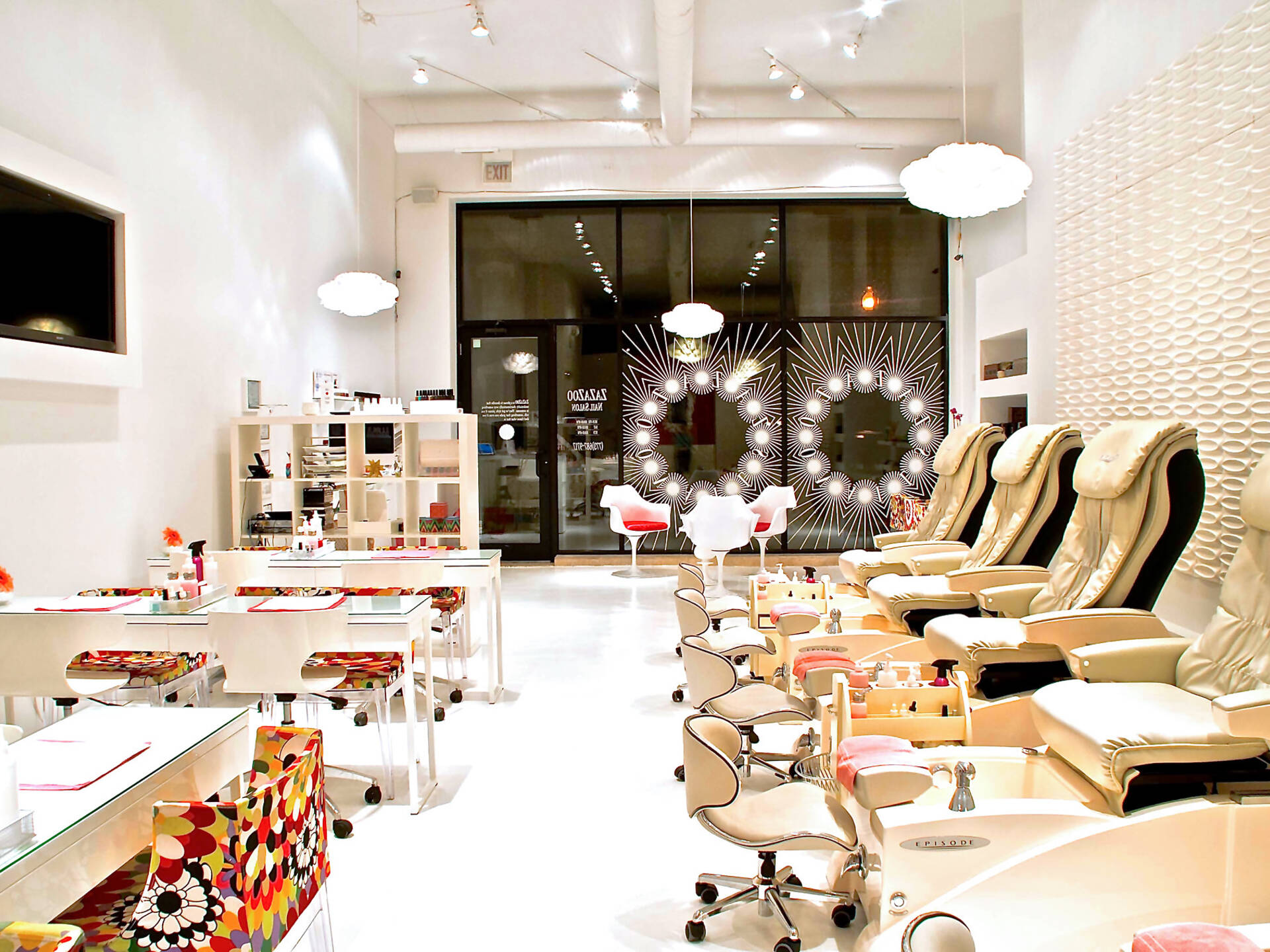 Nail Salons in Chicago for Manicures, Pedicures and Nail Art