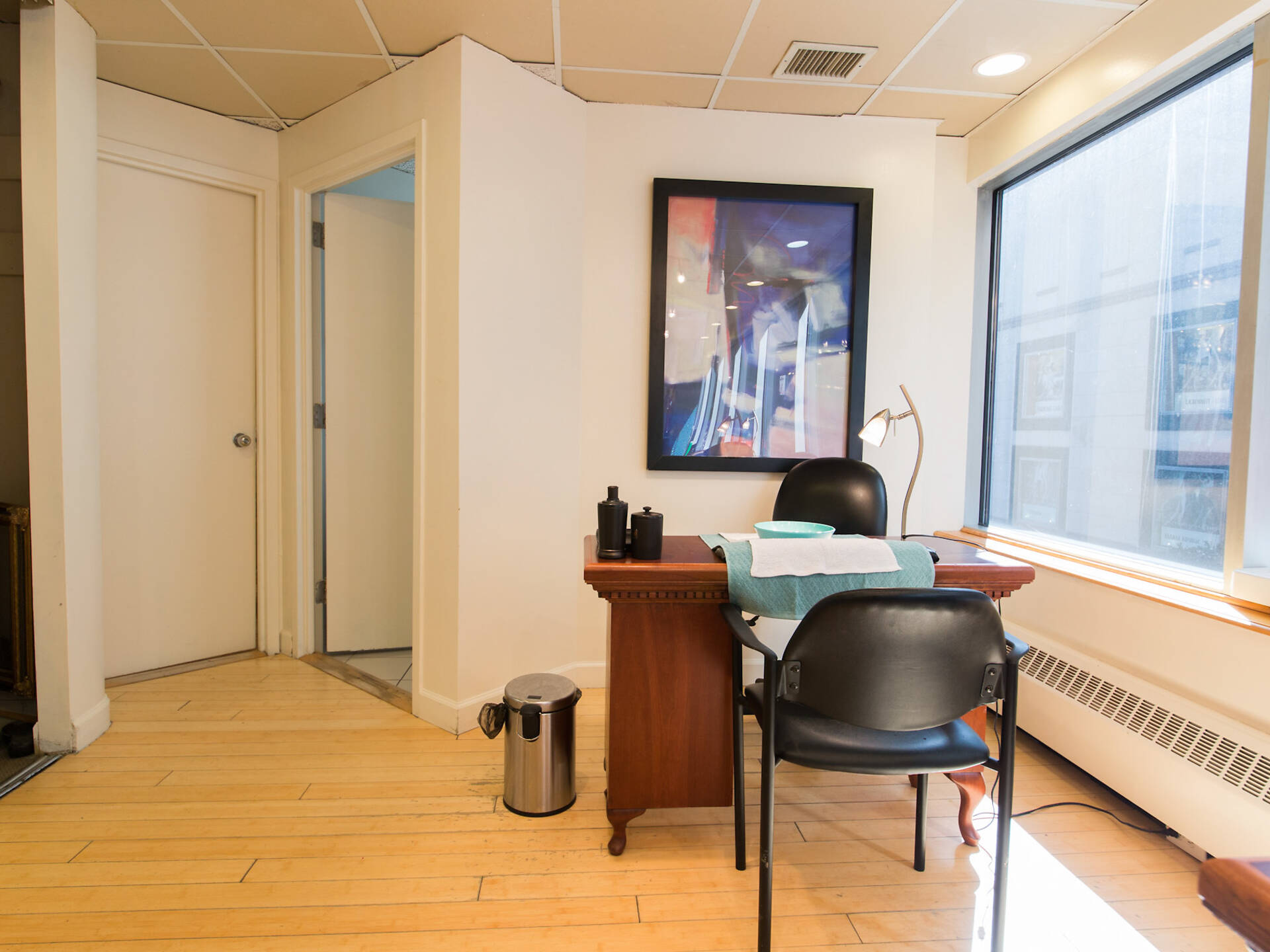 Nail salons in Chicago for manicures, pedicures and nail art