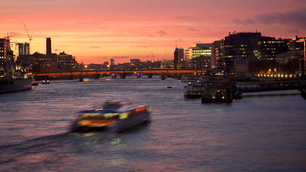 40 glowing photos of London at sunset