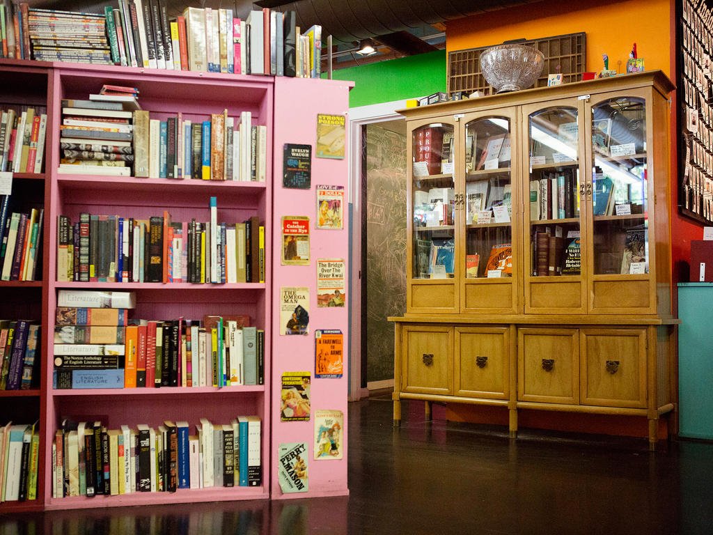 30 Best Bookstores in Chicago for New and Used Books
