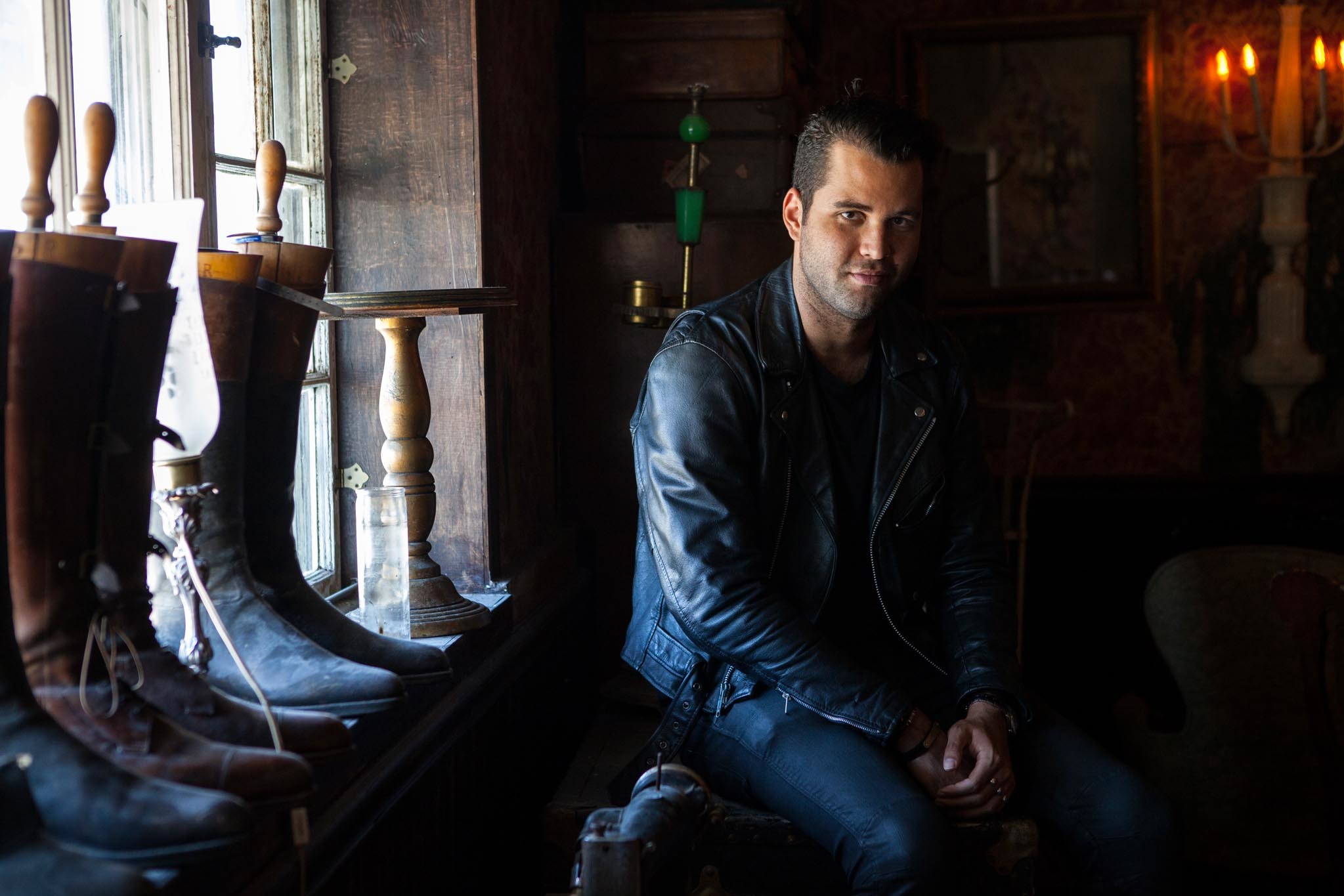 Genesis | Bars in Hollywood, Los Angeles