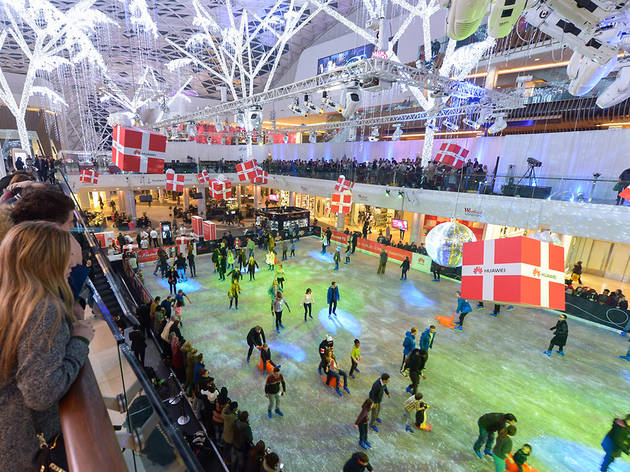 Westfield London Ice Rink | Things to do in London