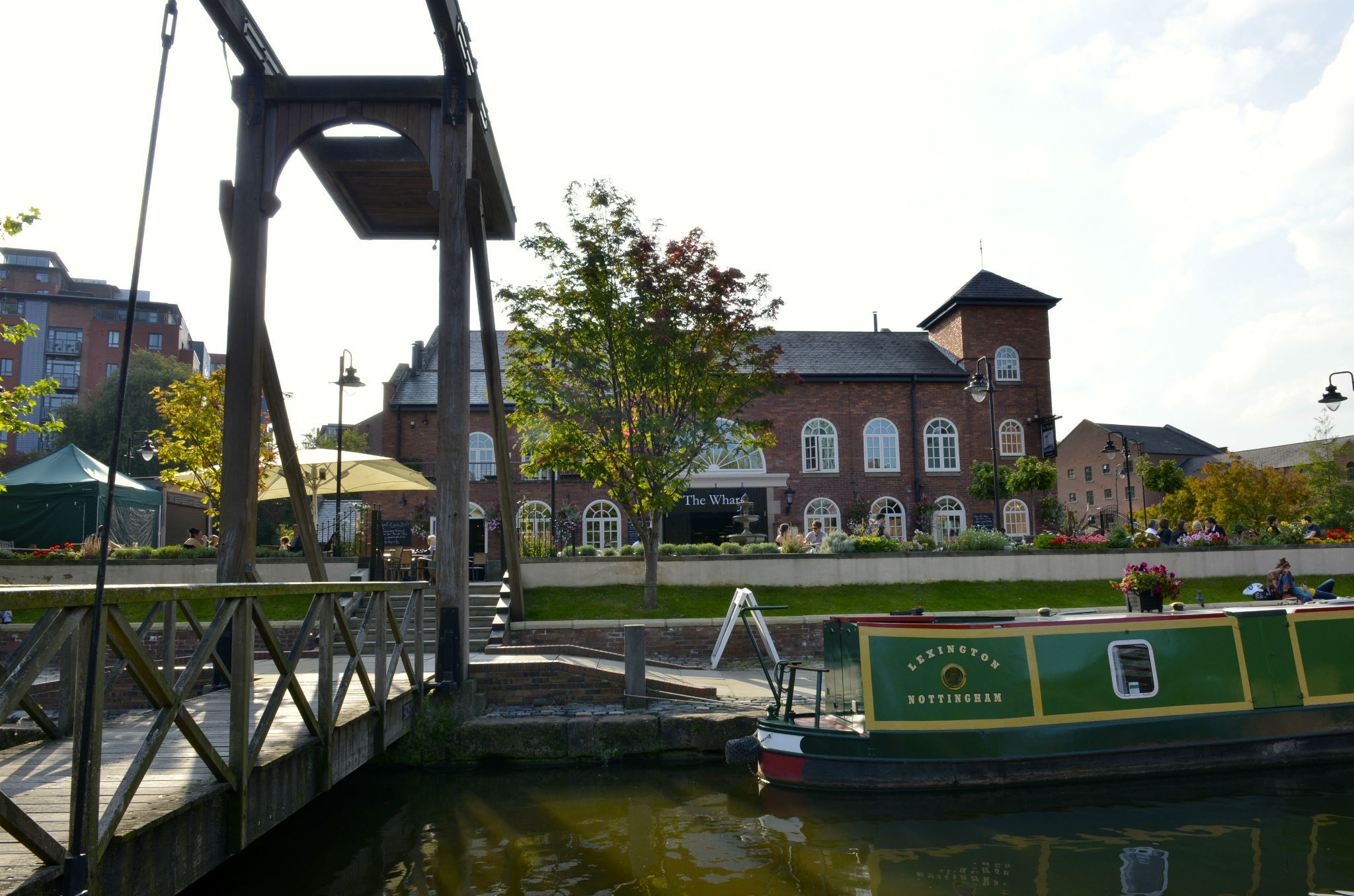 15 Absolute Best Pubs in Manchester